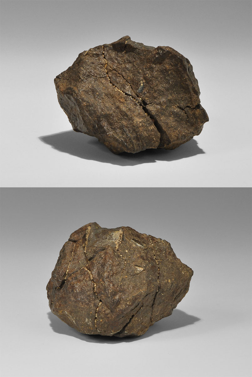 Météorite chondrite NWA 778 Météorite - auctions & price archive