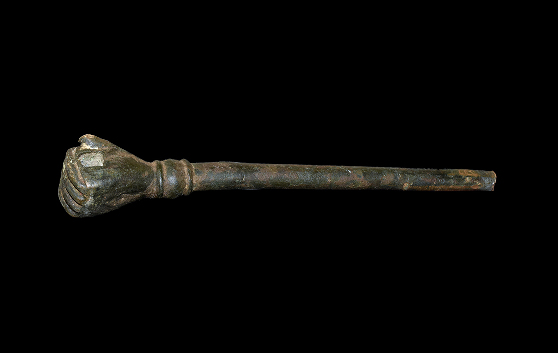 Roman Hand Handle - auctions & price archive